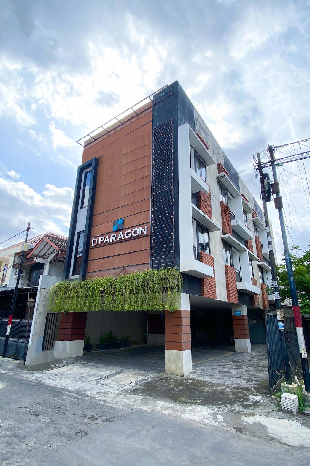 D'Paragon | Jaringan Kost Eksklusif Terbesar